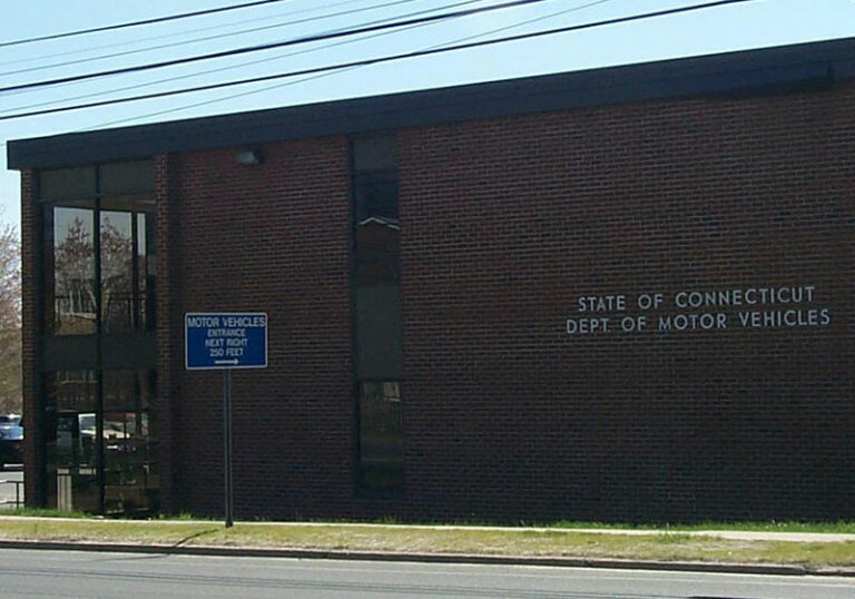 CT DMV Office in Hamden - Application | Renewal | Replacement | Update ...